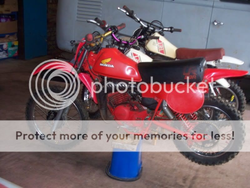 Vintage Dirtbikes Moto X, 1980 Honda CR80 Elsinore, 1981 Yamaha YZ80 ...