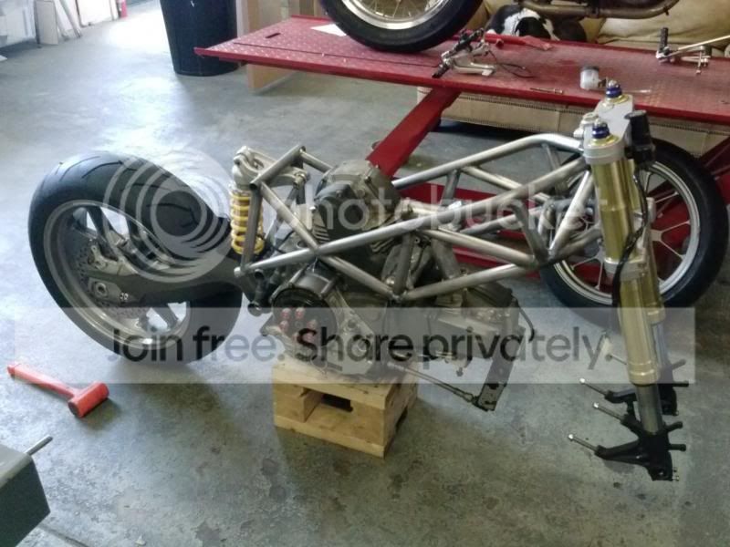 Custom frame'd 900SS "Superbike" project thing | Ducati.ms - The ...