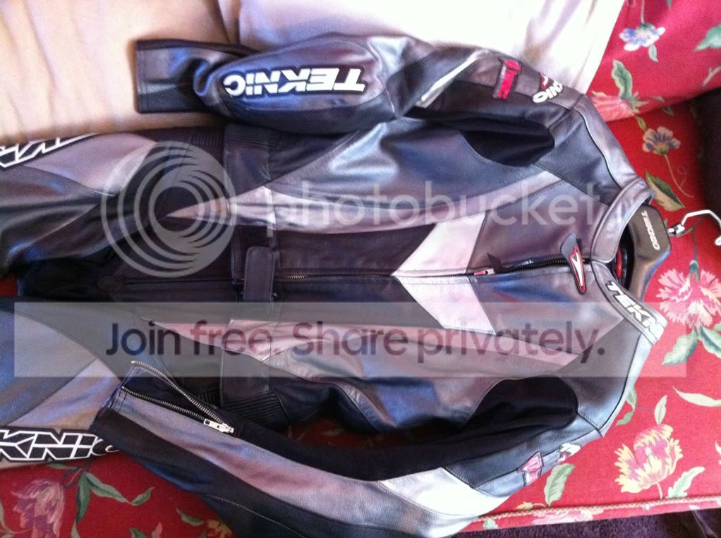 FS: Teknic Chicane 2pc Leather Suit, Size 44 | VW Vortex - Volkswagen Forum