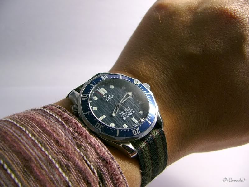 Which color "RAF" NATO on blue Seamaster? | WatchUSeek Watch Forums